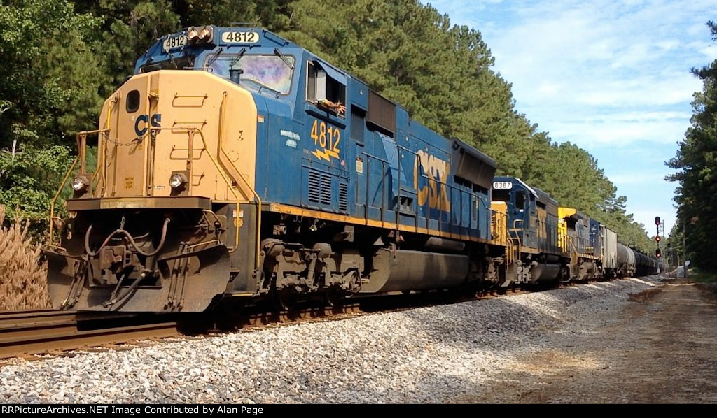 CSX SD70MAC 4812, SD40-2 8387, and C40-8W 7373